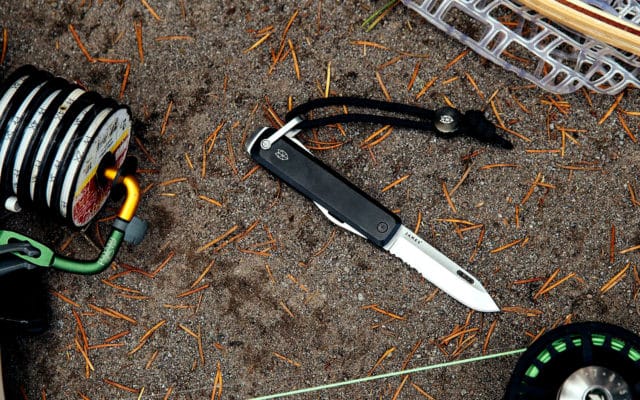 The 10 Best Everyday Carry Knives | GearMoose