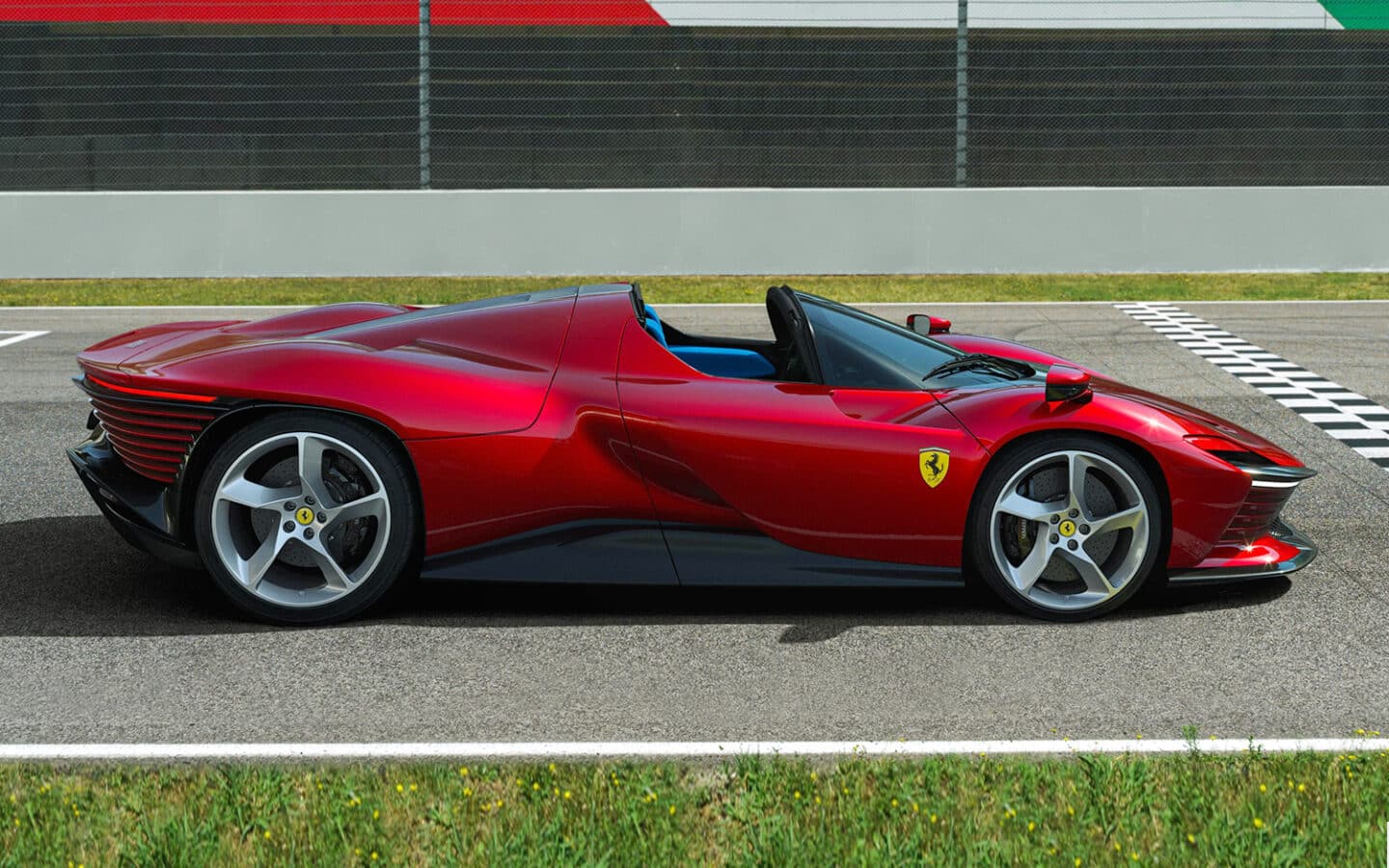 Ferrari Daytona SP3 | GearMoose