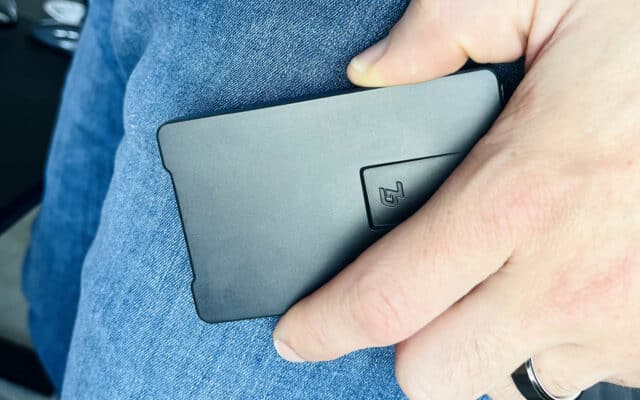Hands-On Review: Groove Wallet | GearMoose