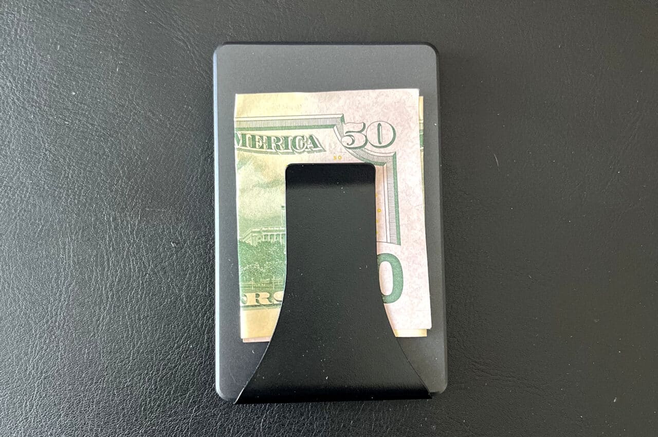 Hands-On Review: Groove Wallet | GearMoose